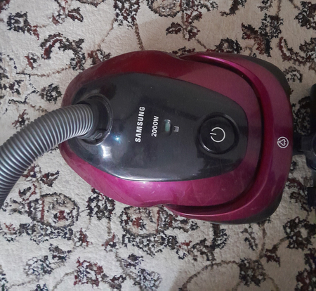 Samsung pilisos sotladi