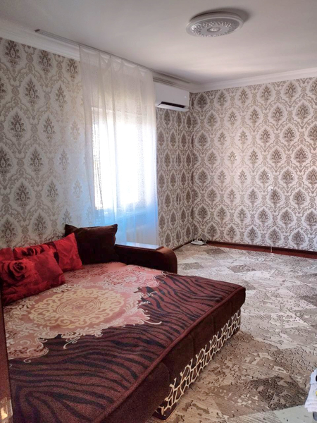 Продаётся квартира эко базар чимган Буз-2