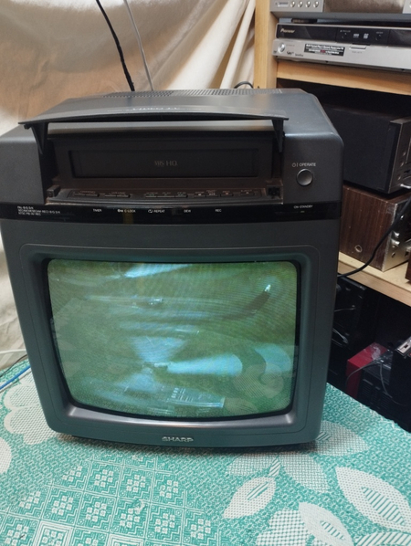 Видеодвойка Sharp VT-1480B в отличном состоянии