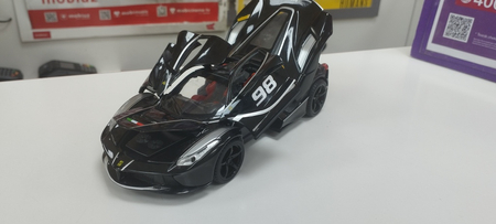Металлические игрушечный автомобиль