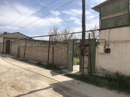 Срочни Навои шахарда дача сотилади