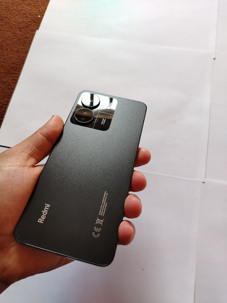 Redmi 13c 8-256gb qop qora yangi tel