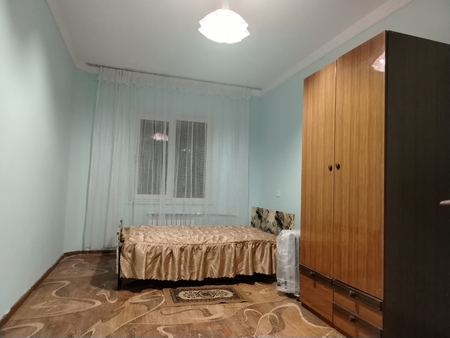 Чирчик ш. Ок ковок кирпичный дом 4-этаж 2х