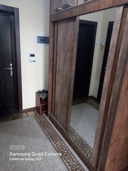 Sergiliy 8 xudut kvartira bolar qizlar oylaga