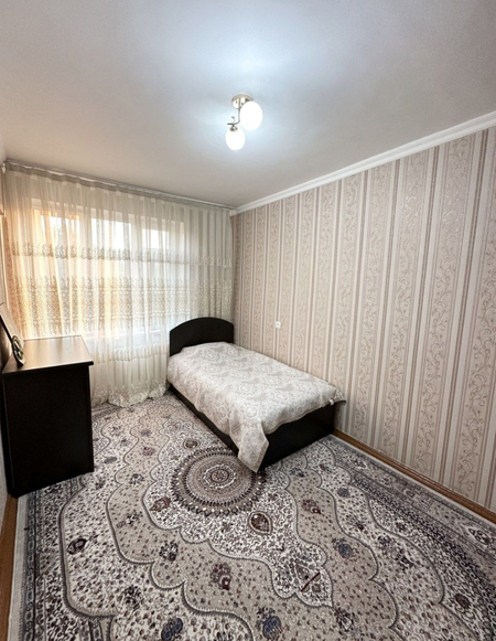 Сдается квартира в центре. 4/4/4 Ц5, Алайский, Минор, Gentlemens pub