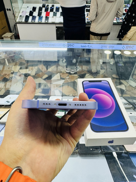 iPhone 12  64 gb purple ideal