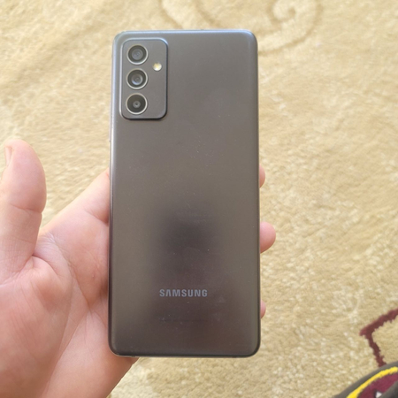 Samsung A82 6/128 yoki Galaxy Quantum 2