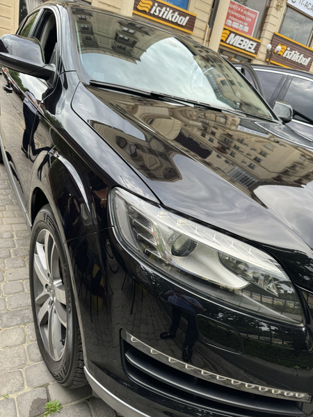 Audi q7sotiladi 2010yil kraska toza 28000$ narxi