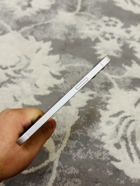 Iphone 12 90% yomkis
