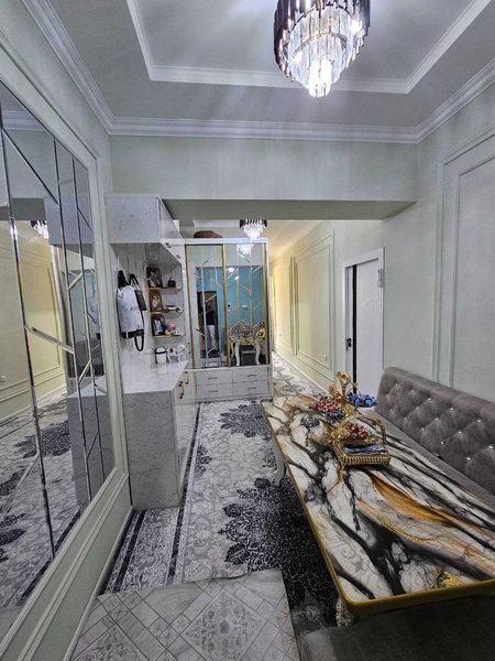 1 xonali 48m² 4-qavat uy sotiladi