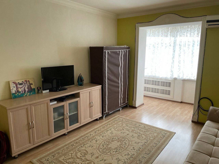 Продается квартира 1/4/4 40м2 на м. Ойбек [\\\