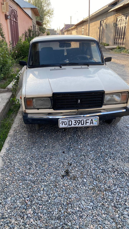 Mashina Vaz 2107