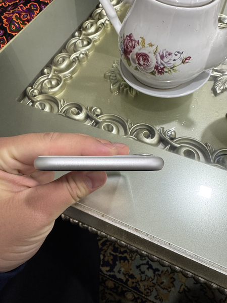 iPhone 11 128Gb white