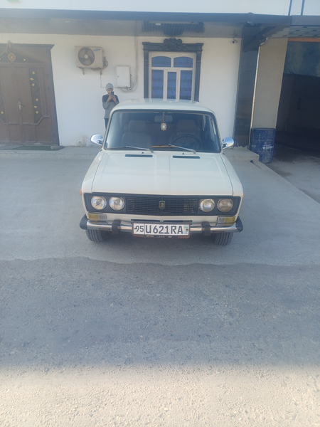 Mashina lada 2106