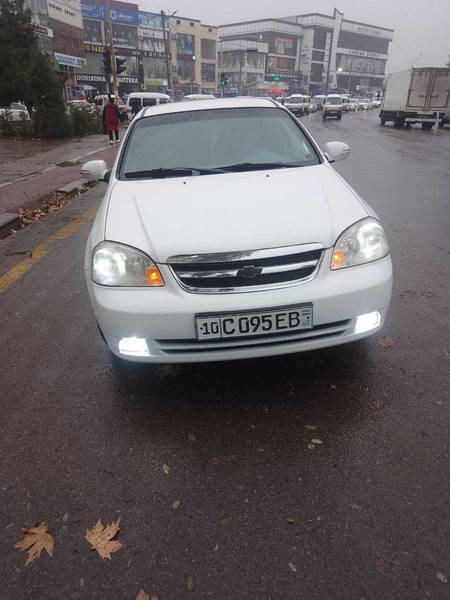 Lacetti 1.8 2010 Yil