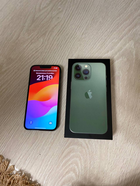 iPhone 13pro green