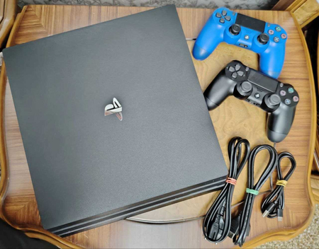 PlayStation 4 PRO