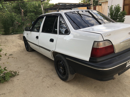 Nexia 1 sons sotiladi