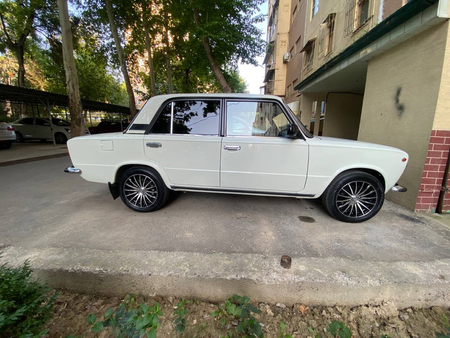 Jiguli vaz 21011