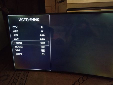 Продам телевизор 55 смарт дуговой