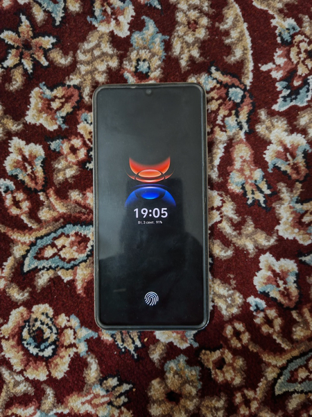 Vivo v 25e  состояние идеал