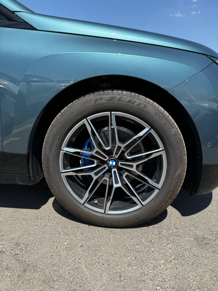 Gonzo Motors Samandar BMW IX
