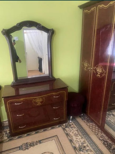Саламатина  1/3/4  1*3м²  28м²
