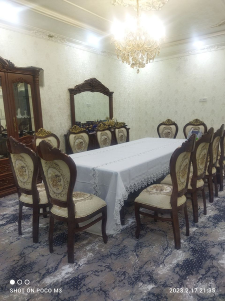 Nazarbekda uchaska sotiladi zor narxda