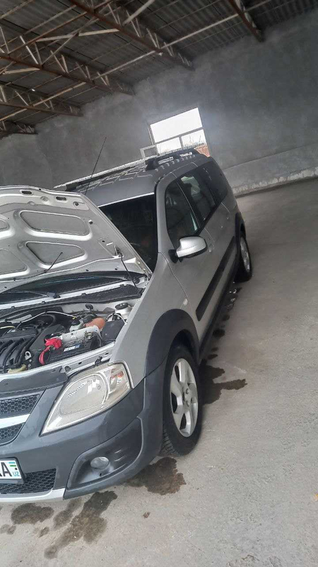 Lada Largus Kuros
