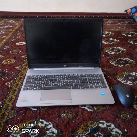 Noutbuk HP 250 Gg
