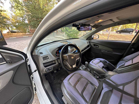 Продается Chevrolet Cobalt 3-позиция