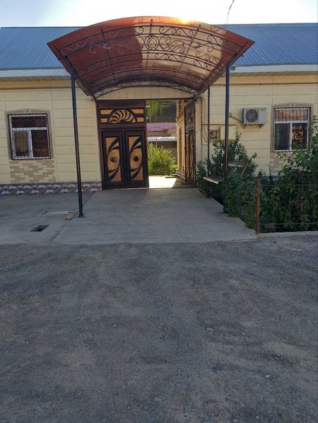 Hovli sotiladi Farhod savxozda