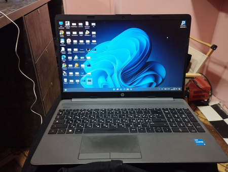 Hp noutbook sotiladi.
