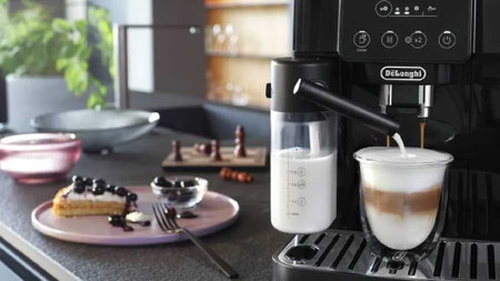 Кофемашина De Longhi ECAM220.60.B. В наличии большой ассортимент