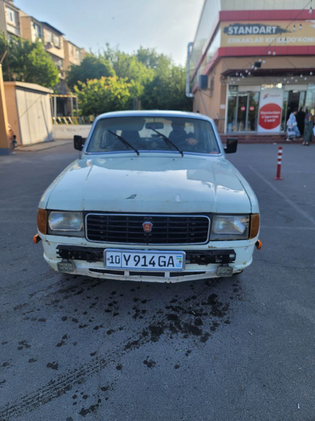 Gaz 31 29 sotiladi tayyor naxadu moshina metan gazlari bilan
