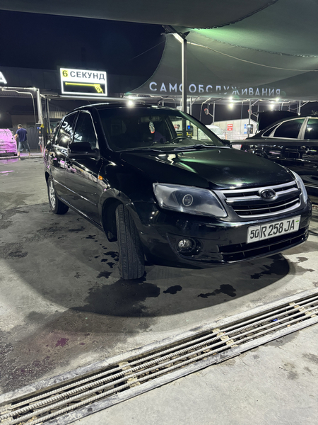 Lada Granta 2-pozitsiya 2012-yil
