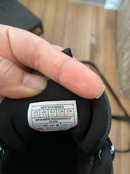 Зимние кроссовки the north face 42 размер