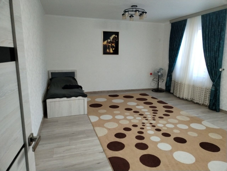 Продаётся участок 4 сотки массив Гулистан