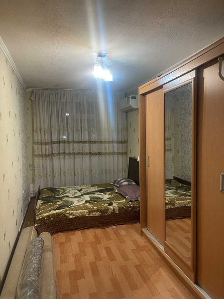 Продается 2/1/3 кирпичный Метро космонавтов средний ремонт (143353)