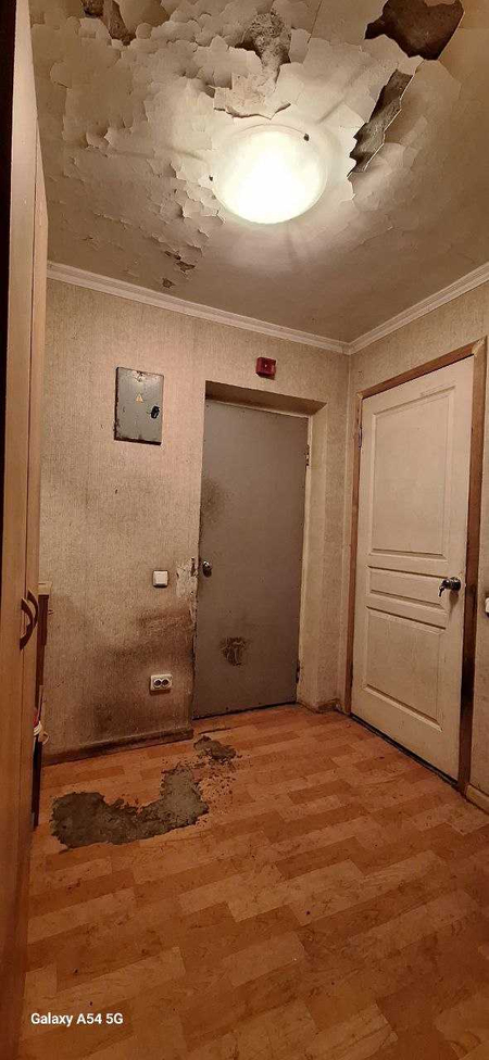 Срочно Продаю 3/3/4 Чиланзар 2 квартал Кирпич Паспортный Стол
