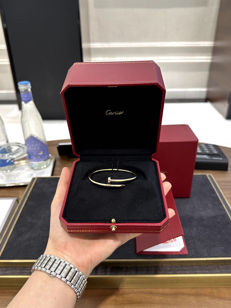 NEW Браслет Cartier Juste un Clou B603781