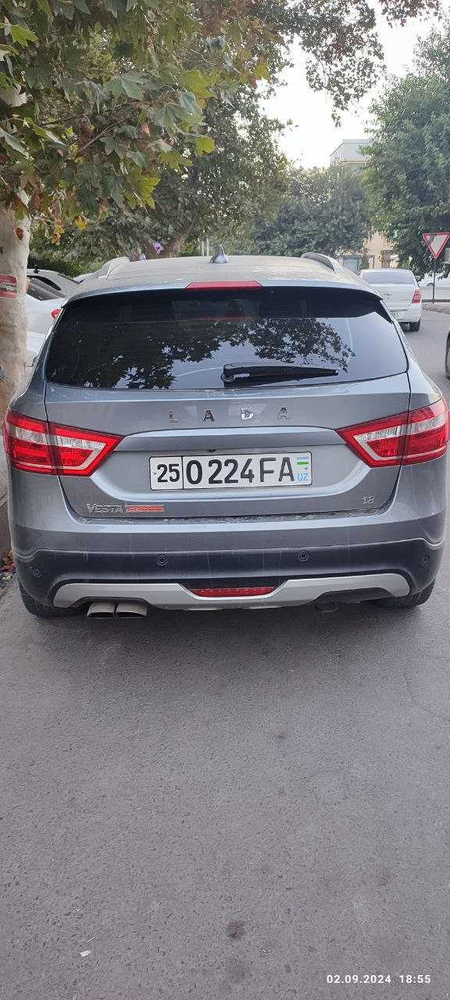 Lada vesta sw cross