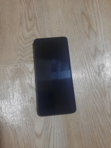 Redmi 13c 3oyli telefon