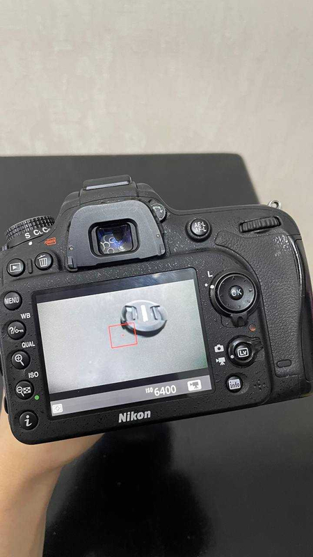 Фотоаппарат Nikon D7100 с объективом