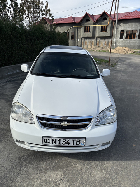 Lacetti 1.6, probek 143 000 halol ozmmi moshinam