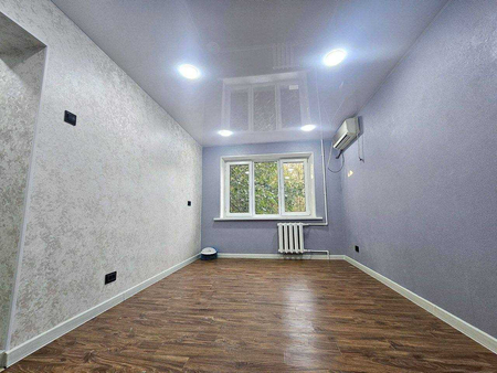 V4469 1/4/4 метро Хамза 28м2 евроремонт
