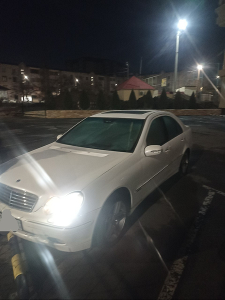 Mercedes-Benz W 203 Sotiladi