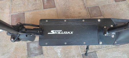 продам электросамокат Skillmax