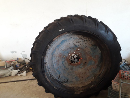 Traktor balon shina