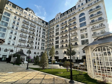 Продается в центре 2 ком ЖК Казахстан